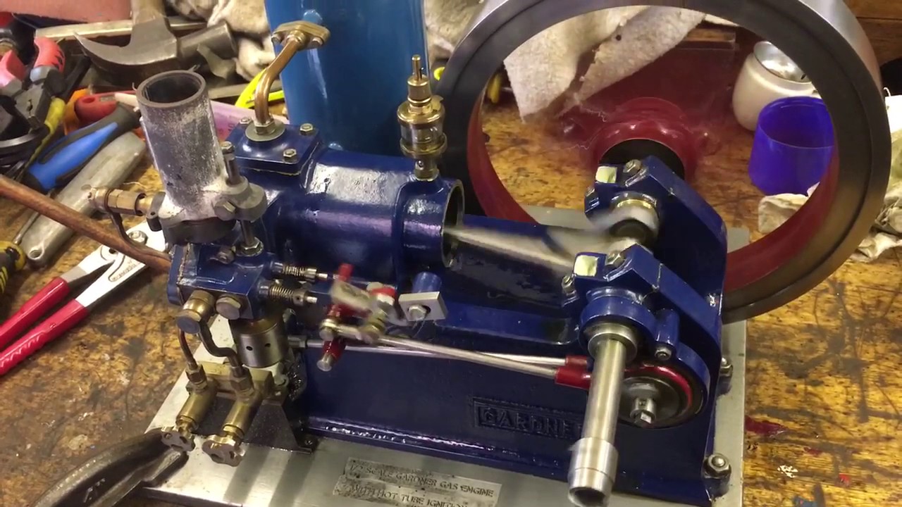 Gardner half scale model 0 hot tube gas engine Alyn Foundry - YouTube