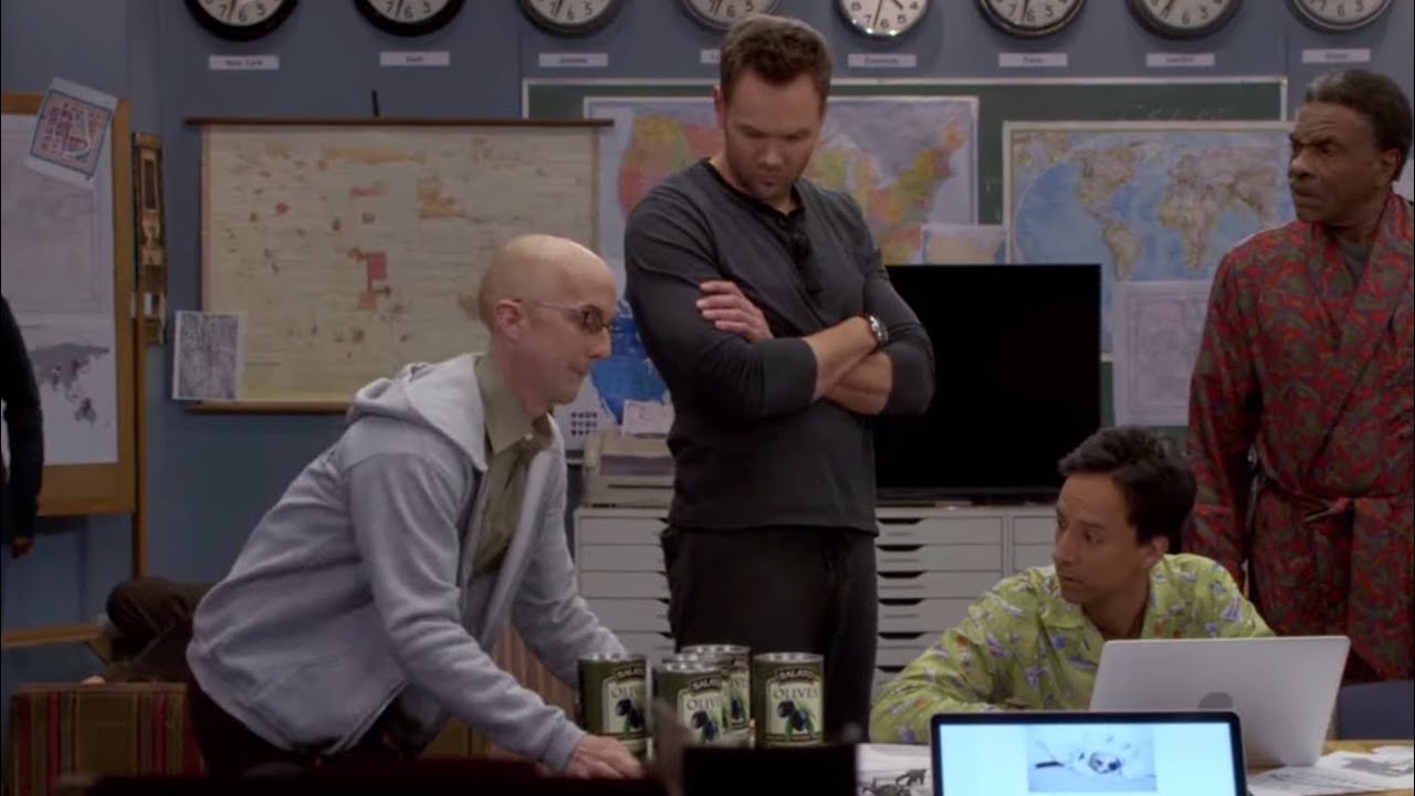 the dean texting jeff - YouTube