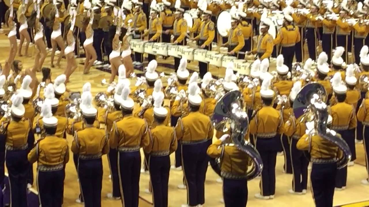 LSU Tiger Band TAF Tailgate Shake It Off - 2015 Texas A&M Game - YouTube