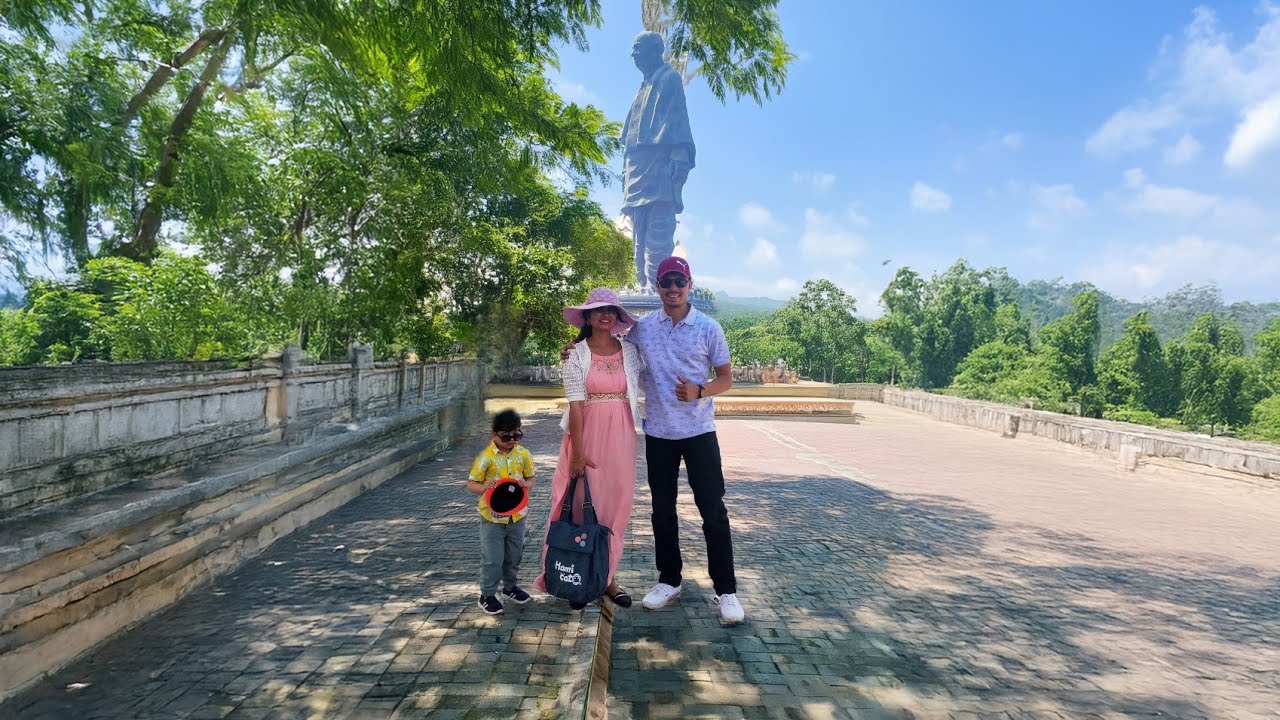 STATUE OF UNITY - Symbol of Unity, Neelkanth Dham Poicha - YouTube