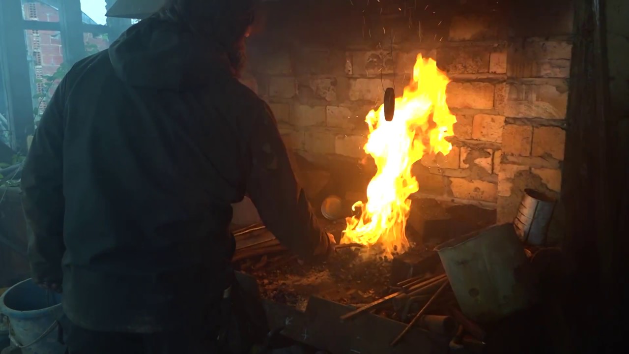 Oiseau en fer forgé / Forged Bird - YouTube