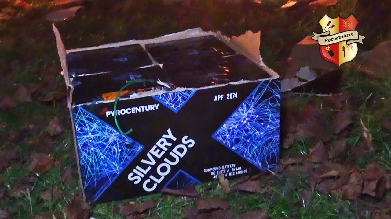 Silvery Clouds - Pyrocentury 100sh compound apf 2074 Vuurwerk - YouTube
