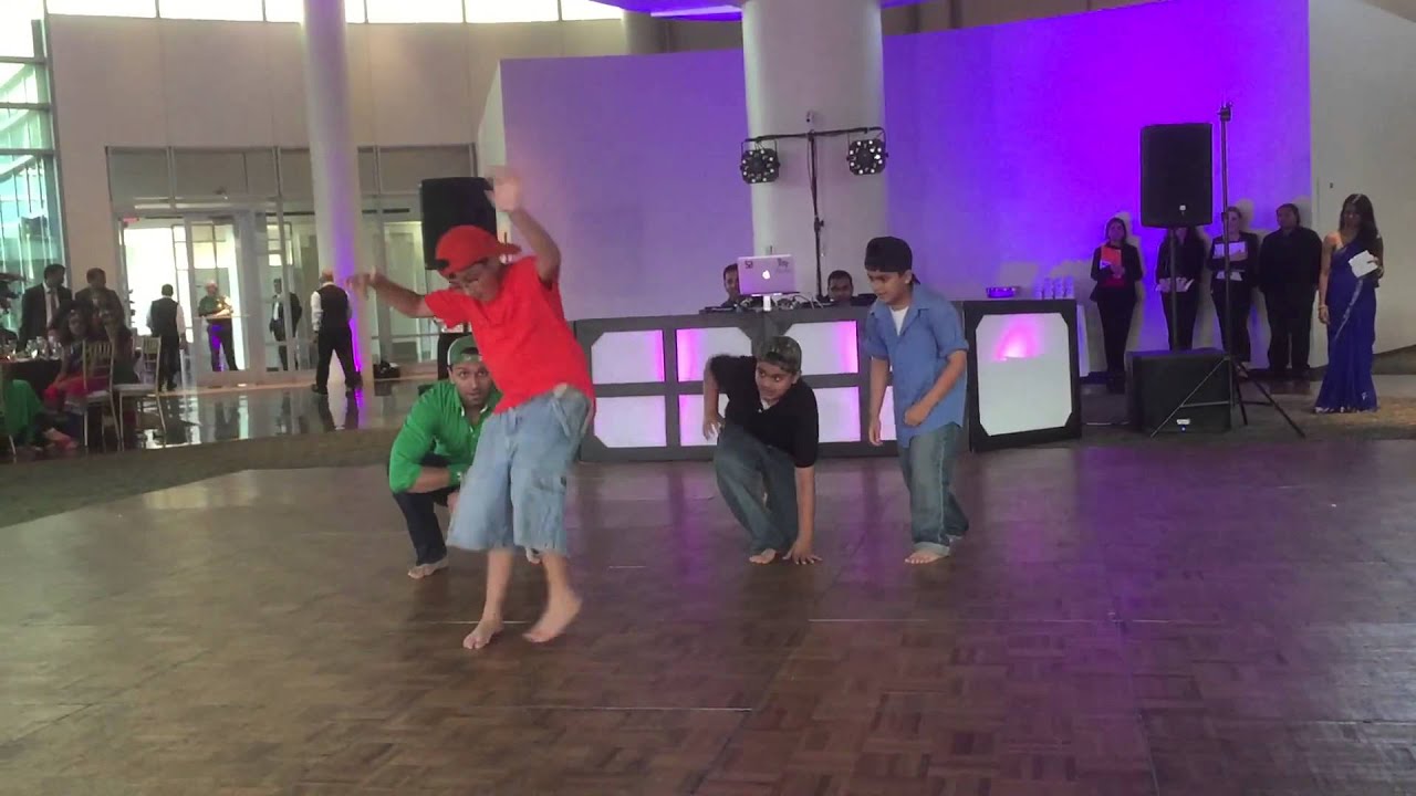 Superman Salman Khan Dance - YouTube