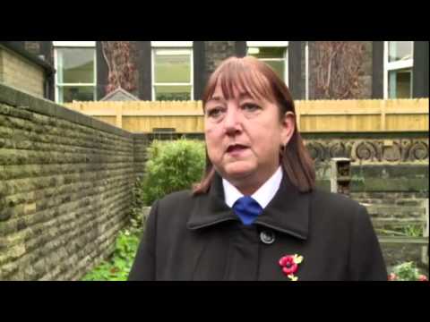 Royds Hall Community School commemorate remembrance day - YouTube