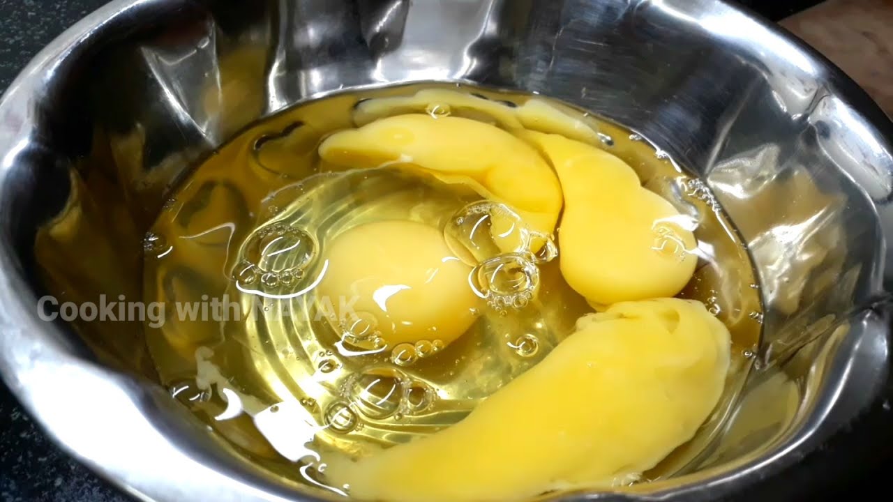 Big Omelette Recipe | मसाला अंडा आमलेट रेसिपी | Egg Omelette | Cooking ...