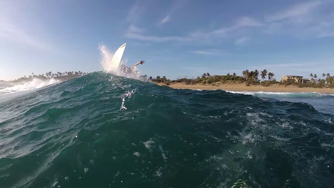 Sunrise surf sesh in Hollows ,Puerto Rico gopro - YouTube