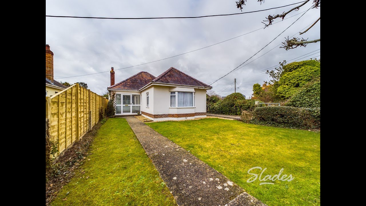 Chewton Way, Highcliffe - YouTube