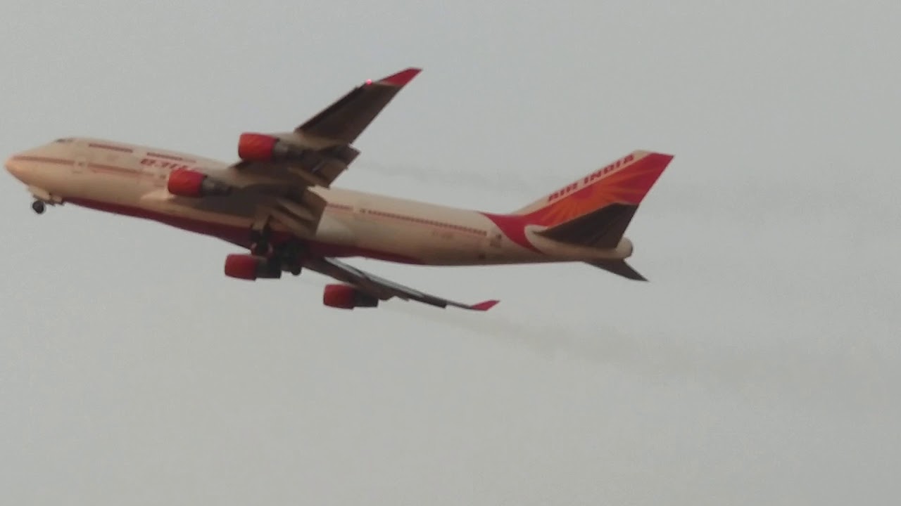 Air India jumbo Boeing747-400 takeoff calicut international airport ...