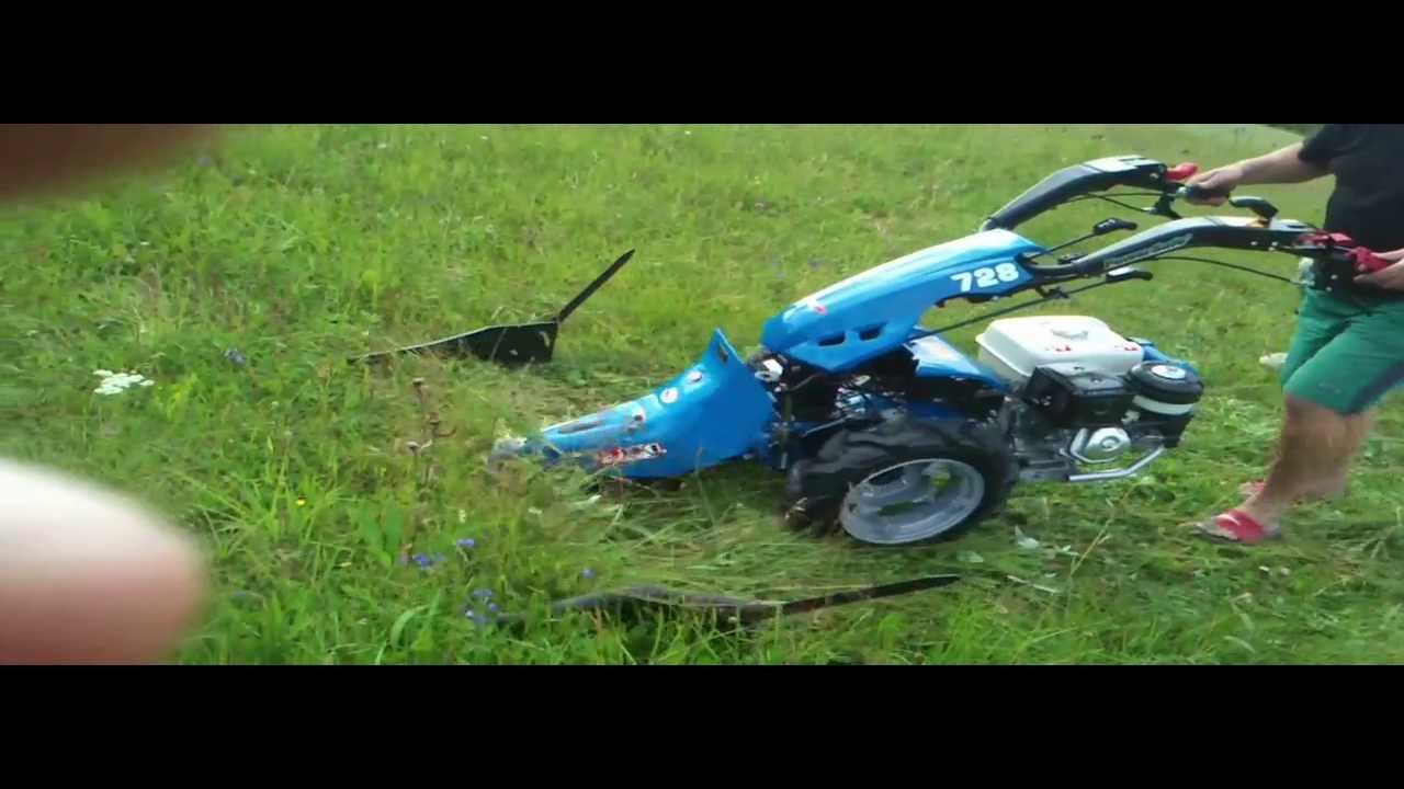 BCS 728 www.utilajegradina.ro la lucru - YouTube