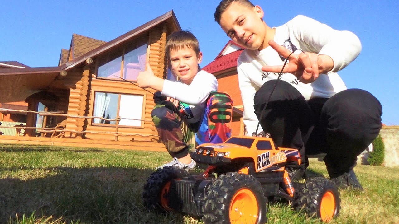 Мистер Макс и Саша устроили ГОНКИ на Off-road Truck подарок для Mister ...