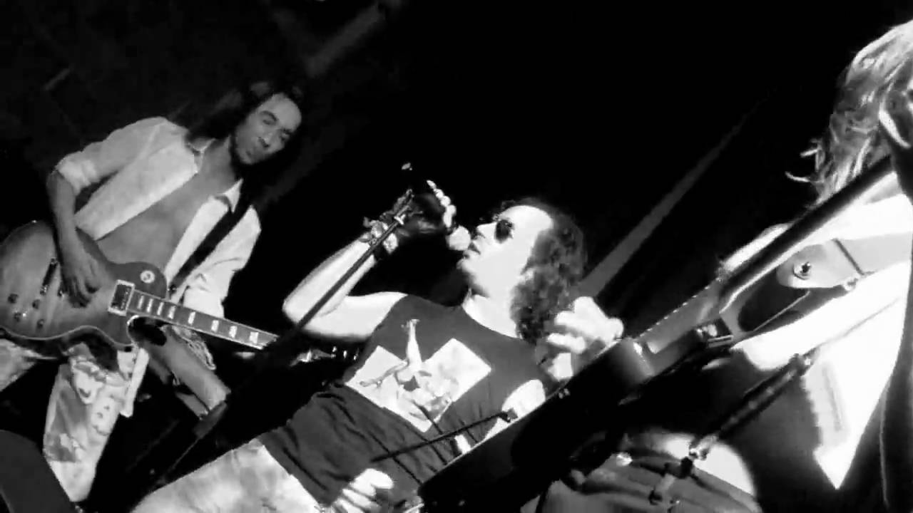 Red Rose Live | BEAT IT, HIGHWAY TO HELL - YouTube