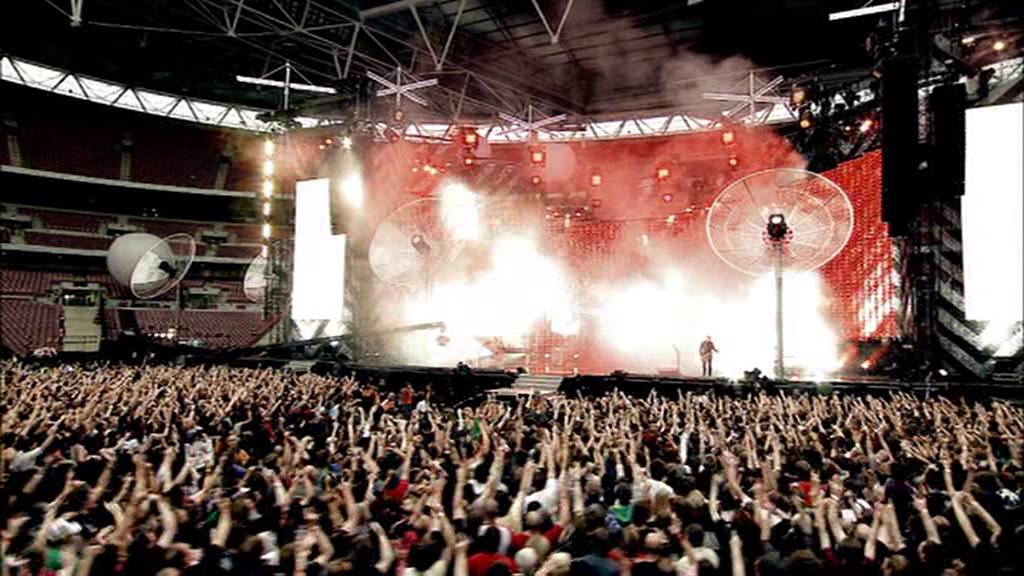 Muse Live At Wembley primera parte - YouTube