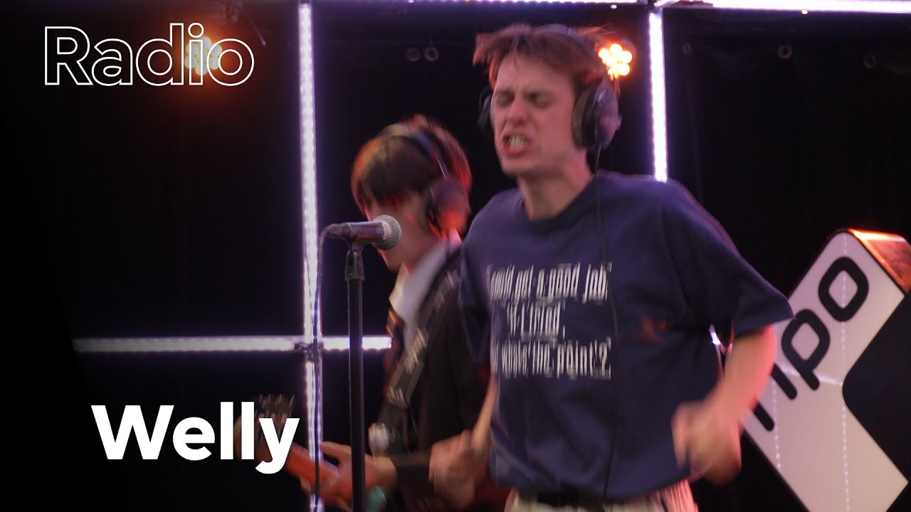 Welly - live at 3voor12 Radio - YouTube
