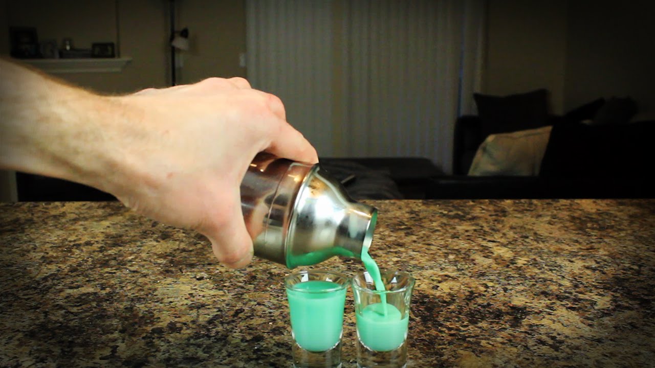St Patrick's Day Shot Recipe [Green Colored Shot] - YouTube