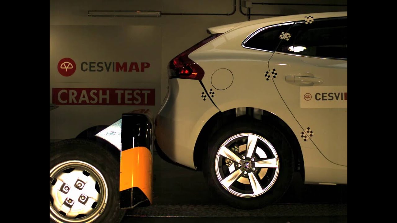Crash Test Trasero Volvo V40 - YouTube