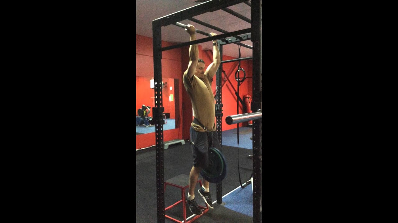 Michael Harridge 1RM Chin-Up - YouTube