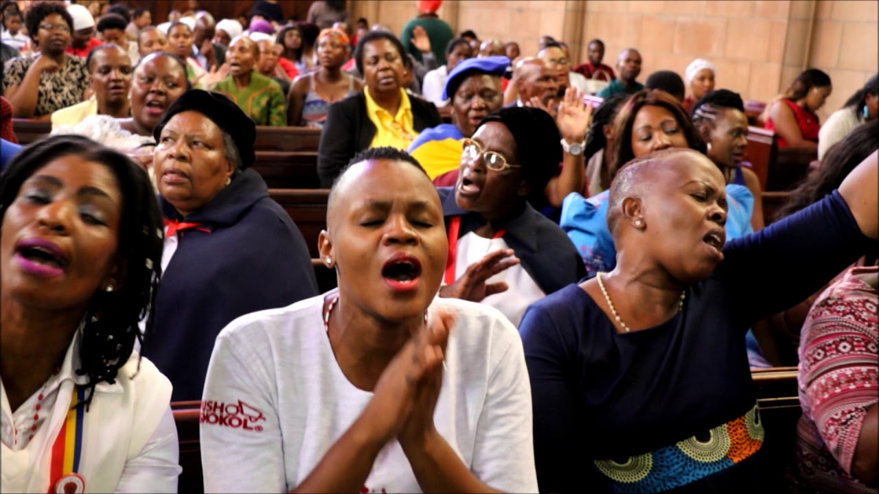 Singing Glory - We praise your name (Video by Mathibela Sebothoma ...