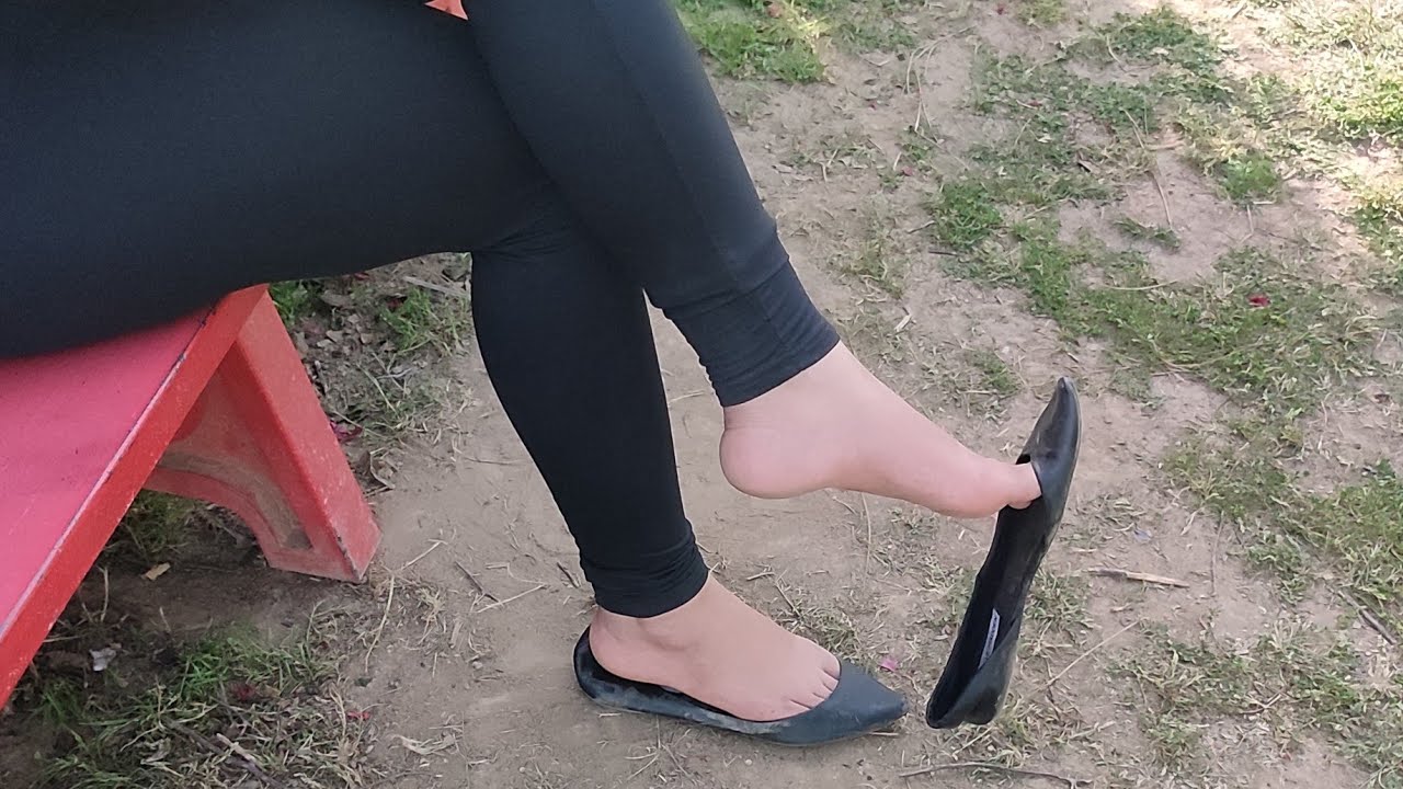 Dangling D'orsay flats in public - YouTube