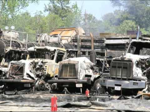 Major Fire at Chesapeake Drilling Site Video Slide Show - YouTube