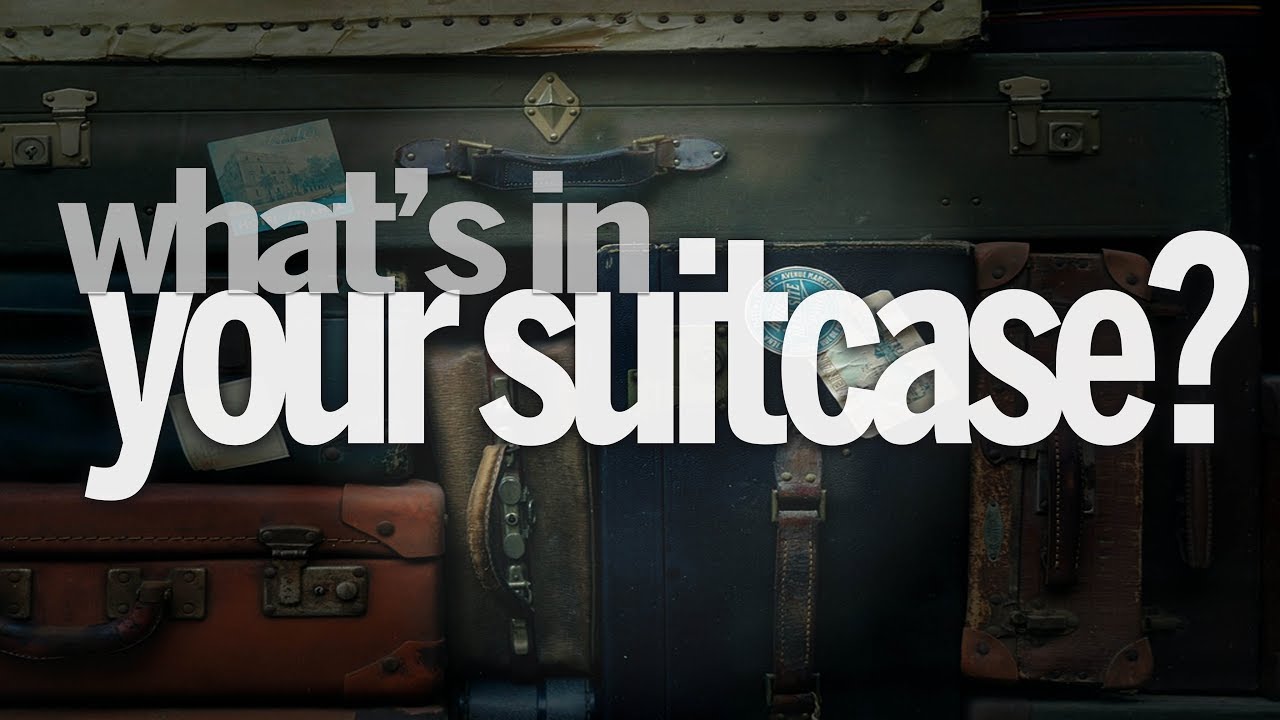 What's In Your Suitcase | Dara Goolsby - YouTube