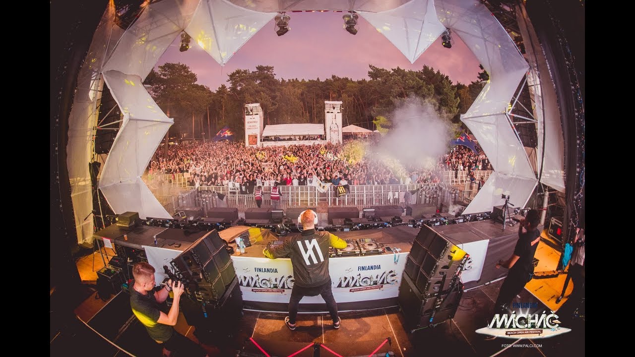 MANENE live @ Machac Festival Mainstage 2017 - YouTube