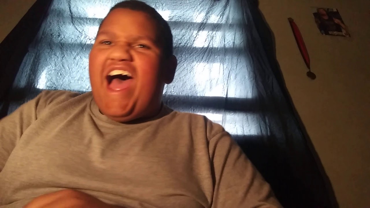 Fat kid tries to sing revenge, but FAILS😂😂 - YouTube