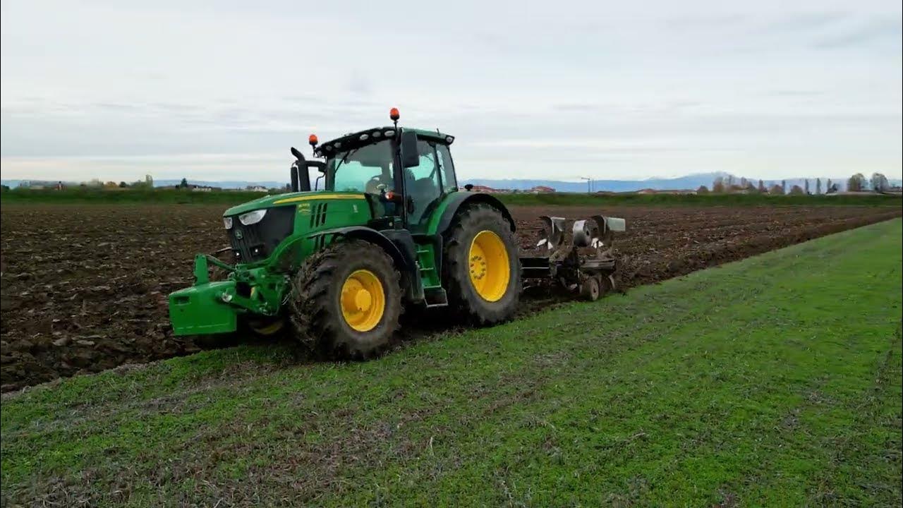 Aratura 2023 | John Deere 6215r e trivomere Moro - YouTube