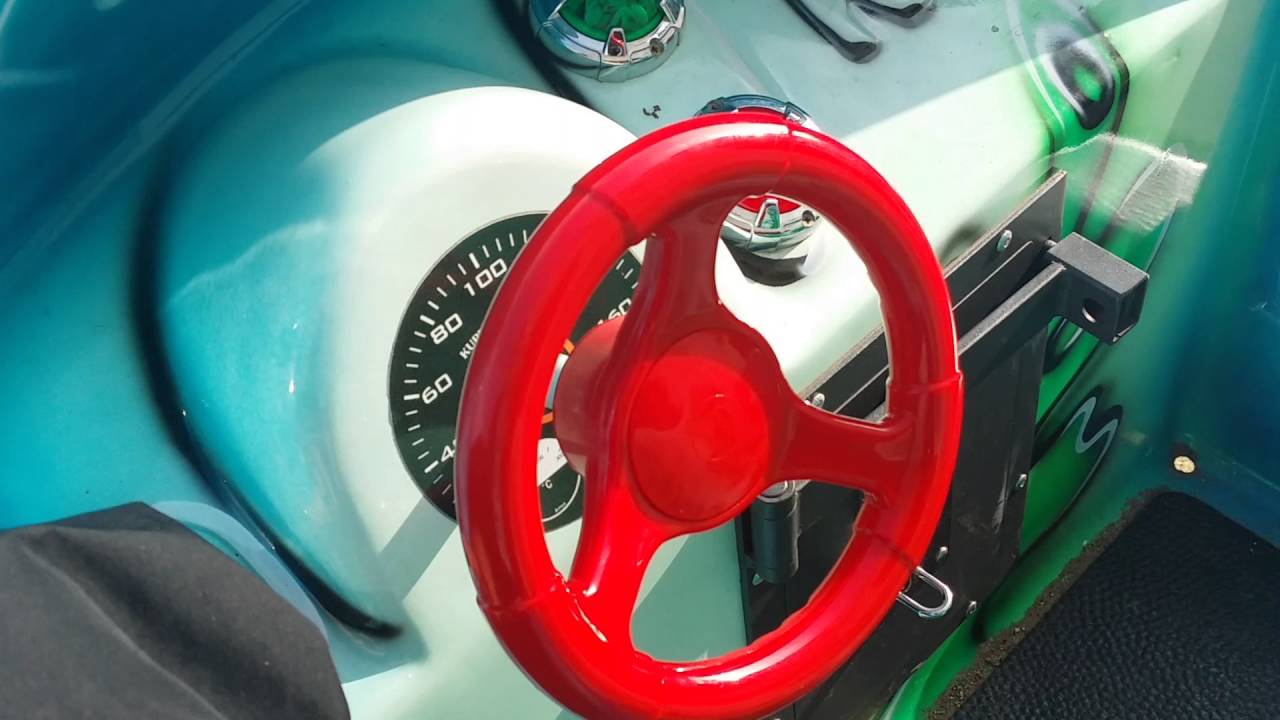 Cabrio Kiddie Coin Car Ride by Kupper Automaty - YouTube