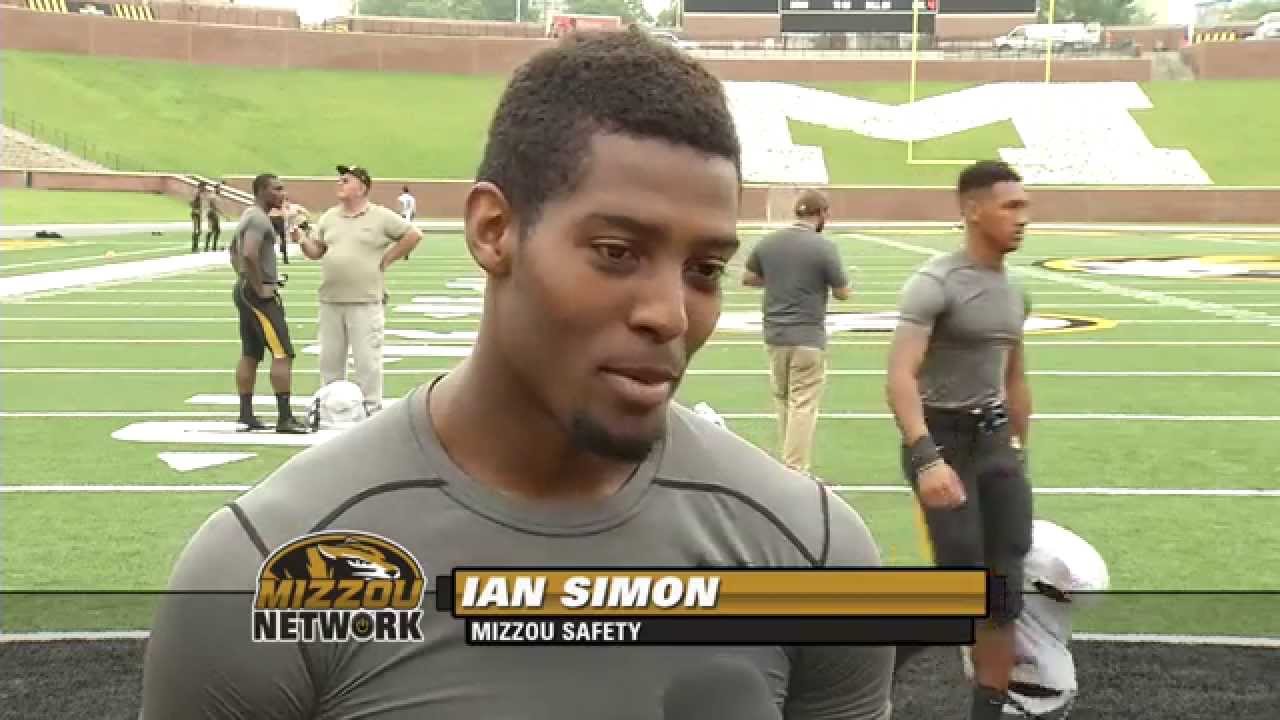 SPOTLIGHT: Ian Simon on the Hunt - YouTube