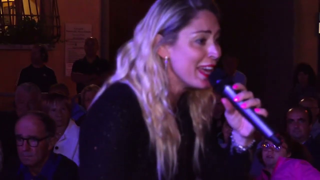GRANADA canzone cantata da ELENA CAMMARONE alla Sagra della Patata 2022 ...