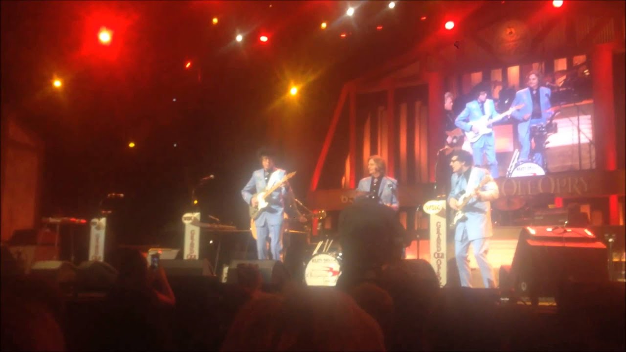 Freight Train Boogie - YouTube