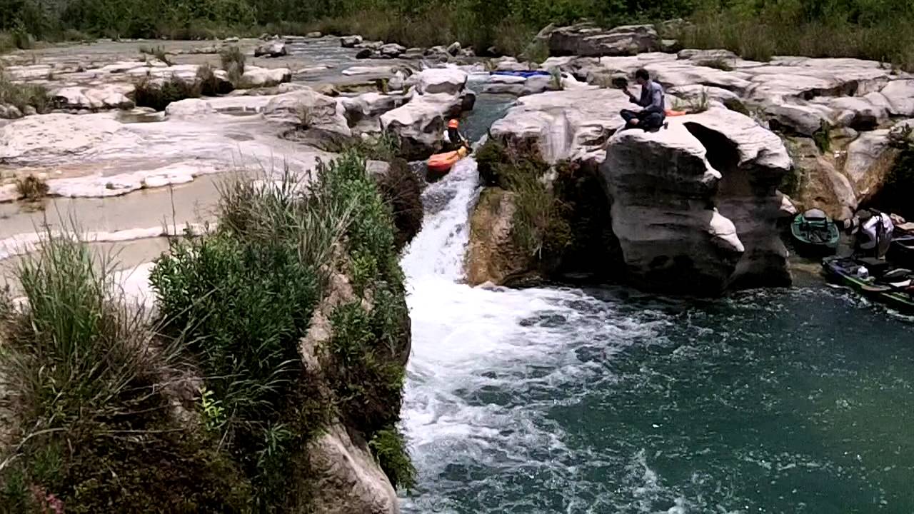 Dolan Falls Kayak Drop Angell Expeditions - YouTube
