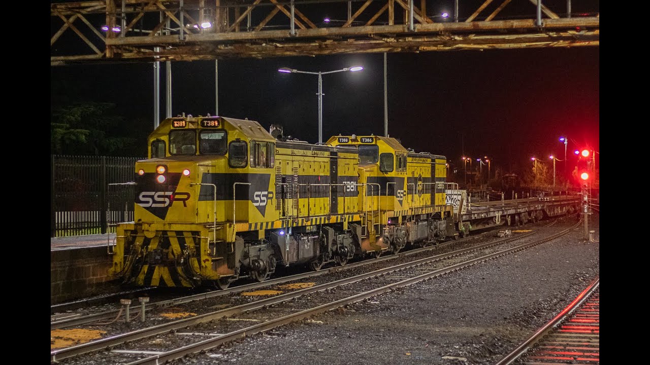 PN's 9149 Empty grain to Wycheproof and SSR's rail train at Ballarat- 1 ...