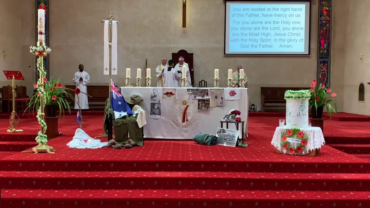 Bishop Greg Sunday Mass 26/04/2020 - YouTube