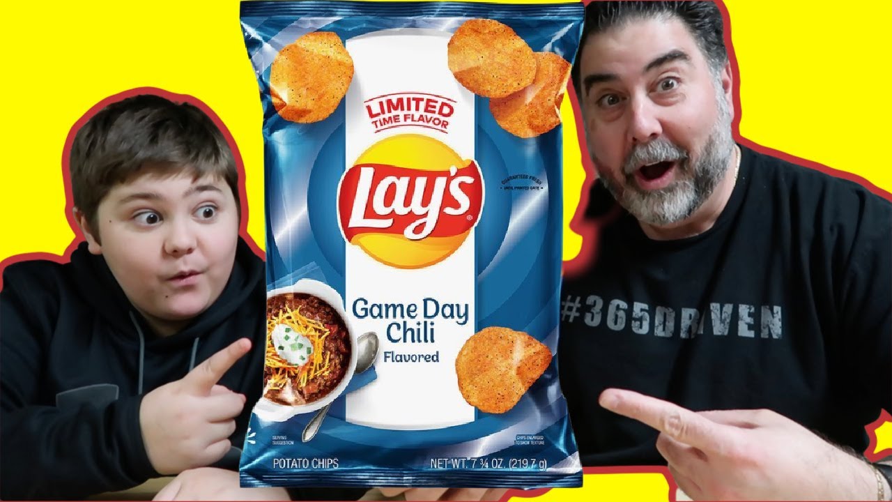 Reviewing The NEW Lay's Game Day Chili Limited Time Flavor Chips - YouTube