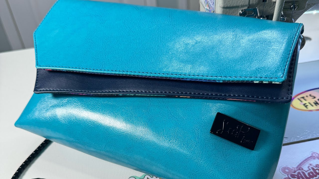 Aviatrix Crossbody Bag by Pin It Up Patterns - YouTube