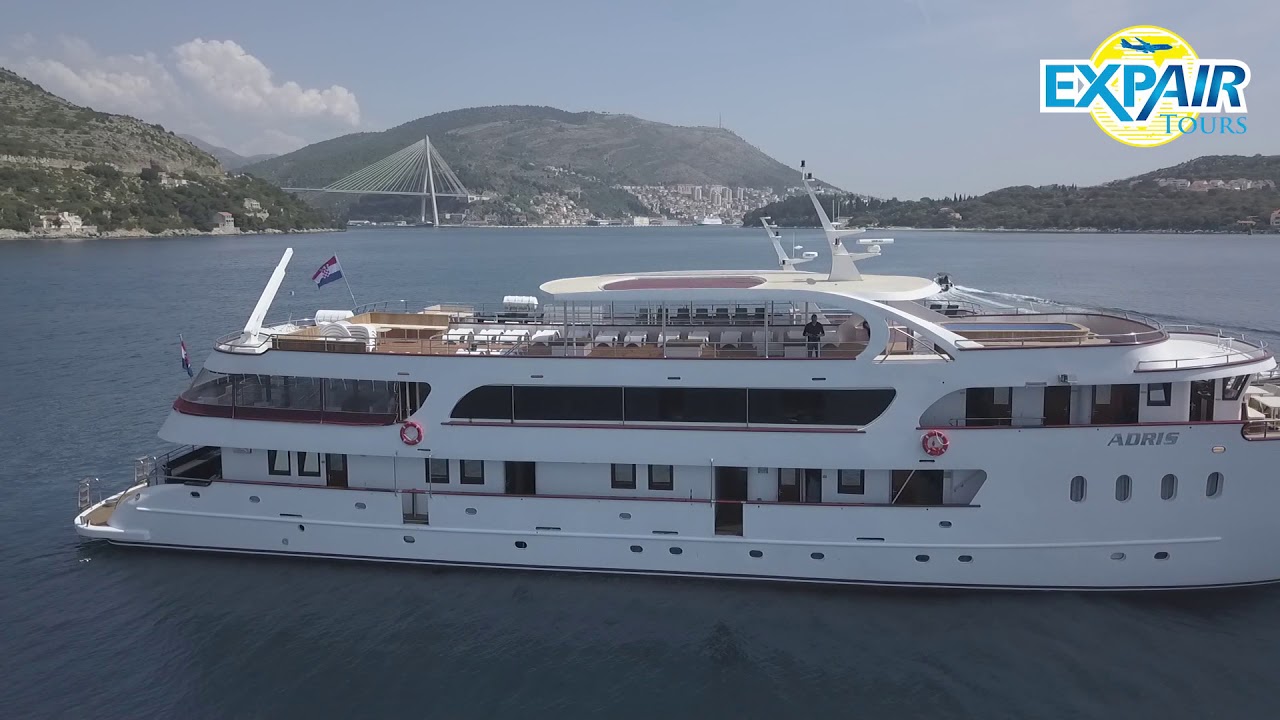 Follow us on the Adris 5*+ - YouTube