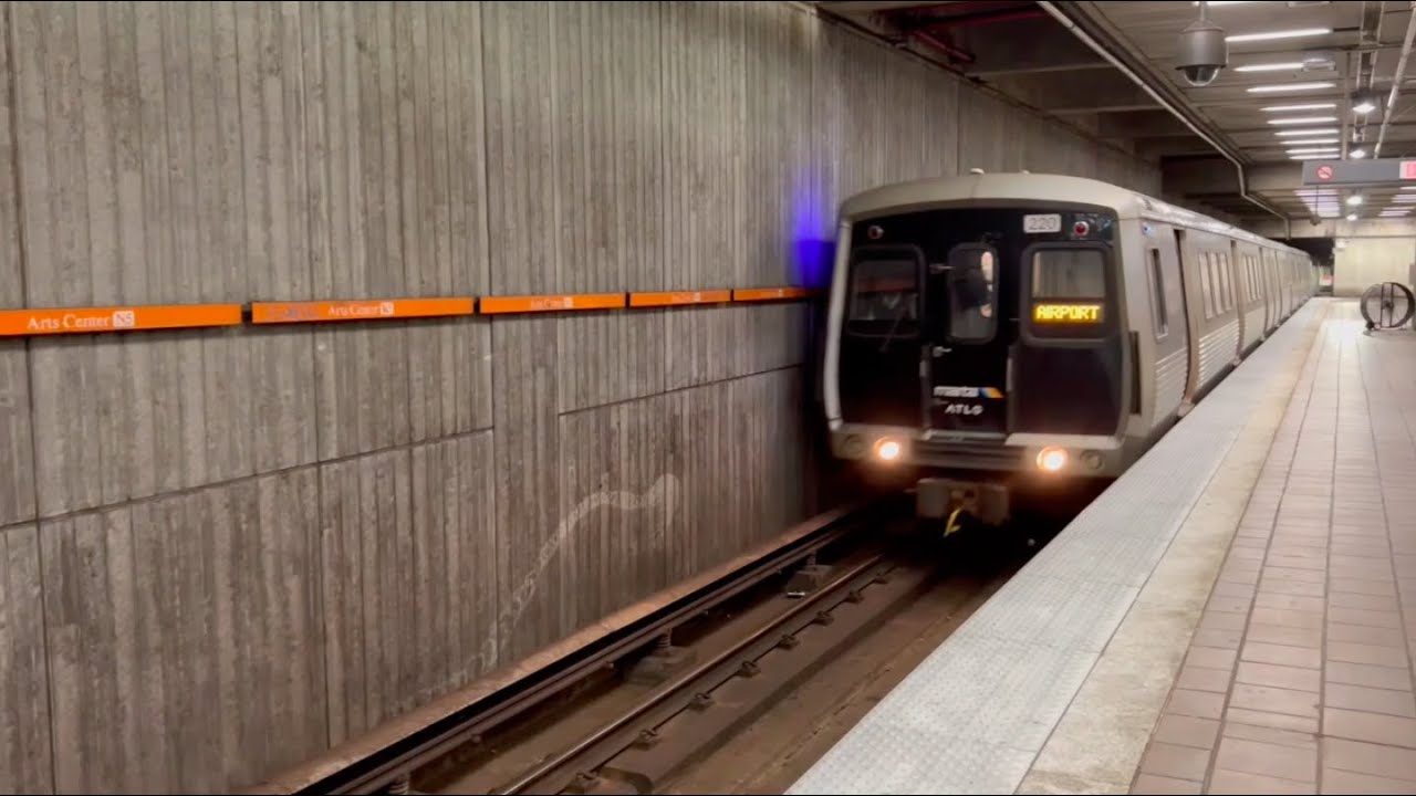 MARTA Red + Gold Line Train Action At Arts Center Station GA: (08/24 ...