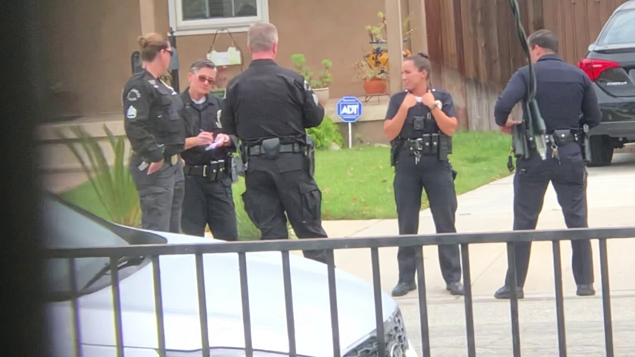 Police officers near our neighbors house! - YouTube