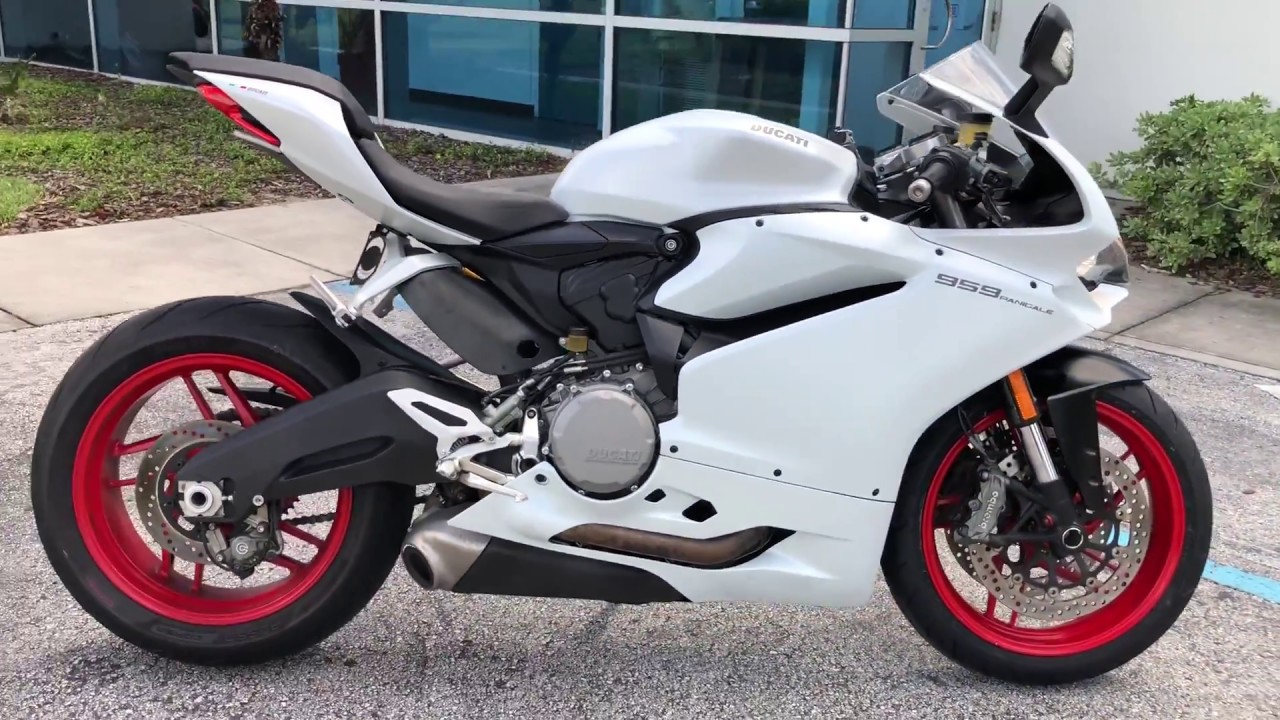 Ducati Panigale White