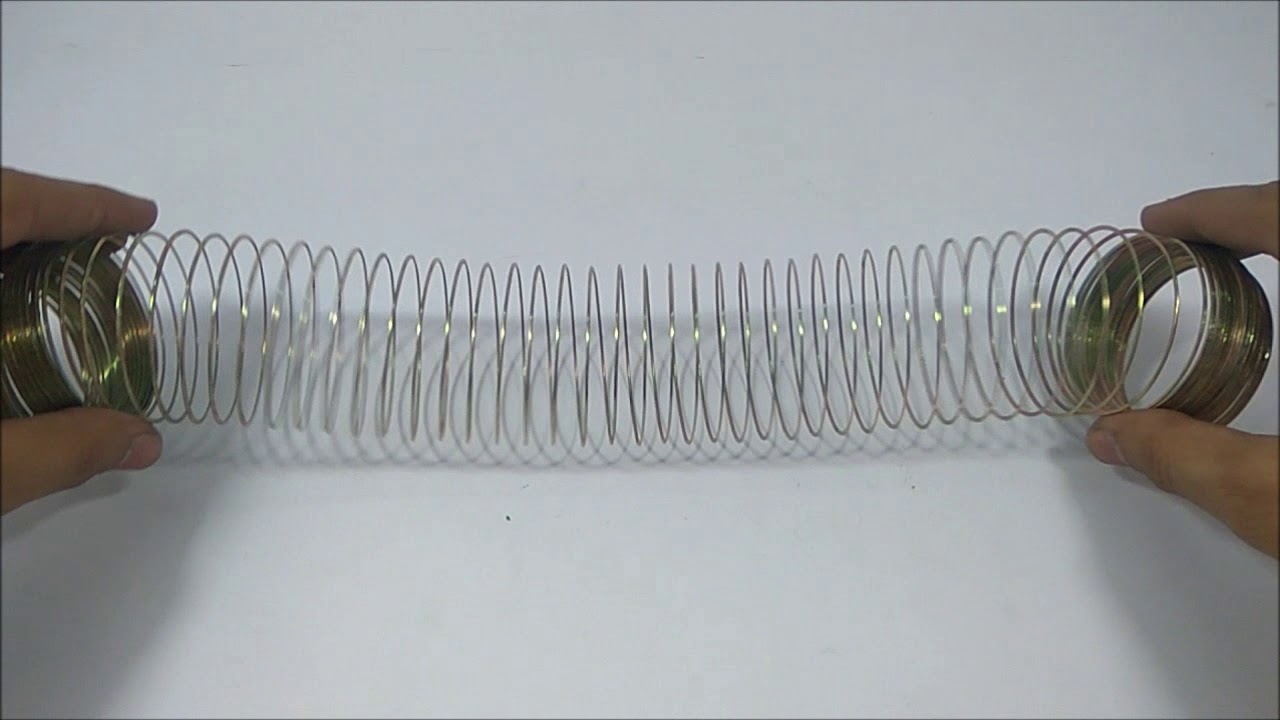 Transverse wave using slinky - YouTube