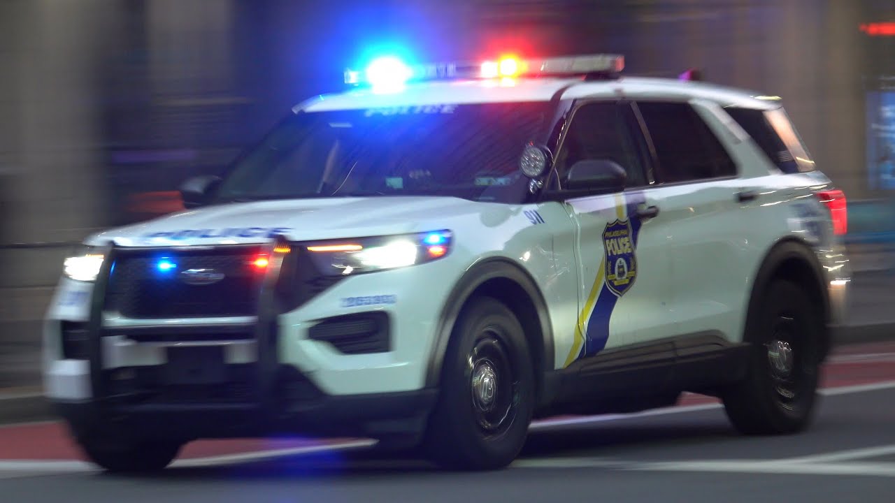 PPD Car 911 Responding - YouTube