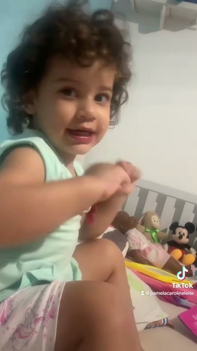 Hlena Cantando Meu Lanchinho Youtube