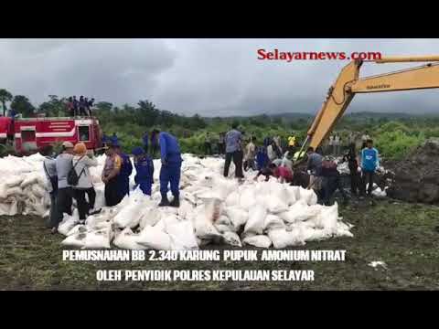 Pemusnahan 2.340 Karung Pupuk Bahan Bom Ikan