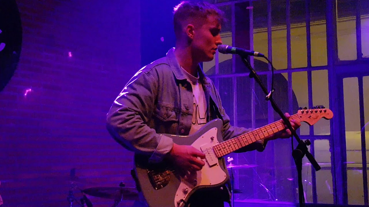 Sam Fender Super Sonic Paris 18.04.2018 - YouTube
