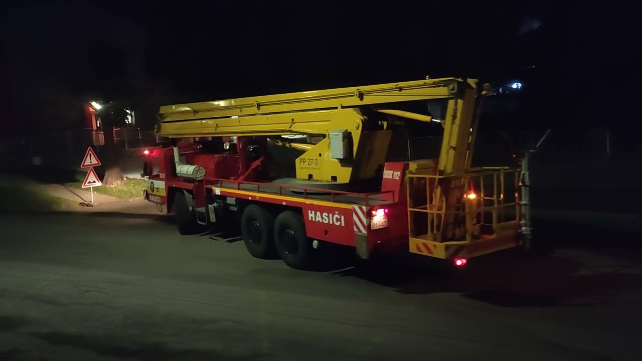 OR HaZZ Skalica sídlo Holíč - Príjazd na základňu vozidlo PP 27 TATRA ...