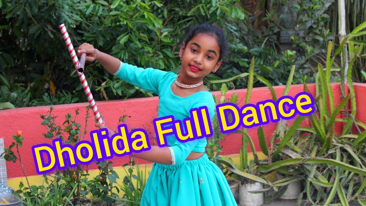 Dholida Full Dance# Loveyatri# Bollywood song # comedy#new# viral ...