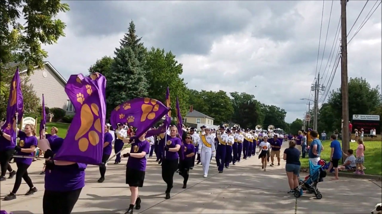WIU Marching Leathernecks - end of Labor Day Parade Rock Island 9-2 ...