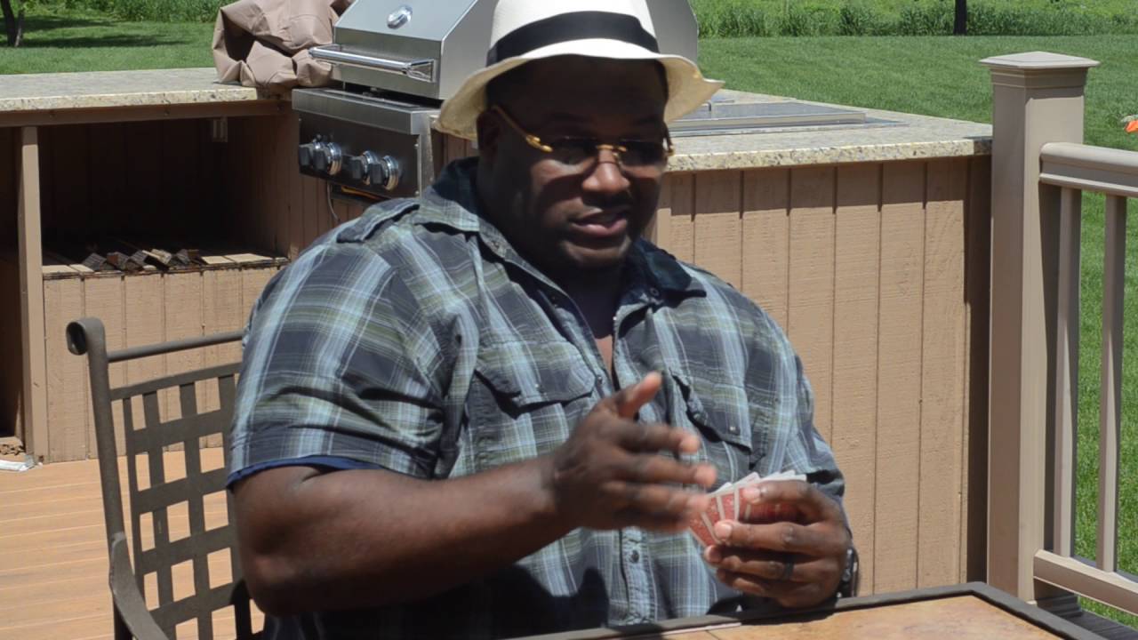 Family Members at The Barbecue - YouTube