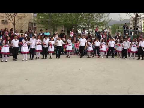 Veysel Karani İlkokulu 23 Nisan 2017- Halayımız bitmesin